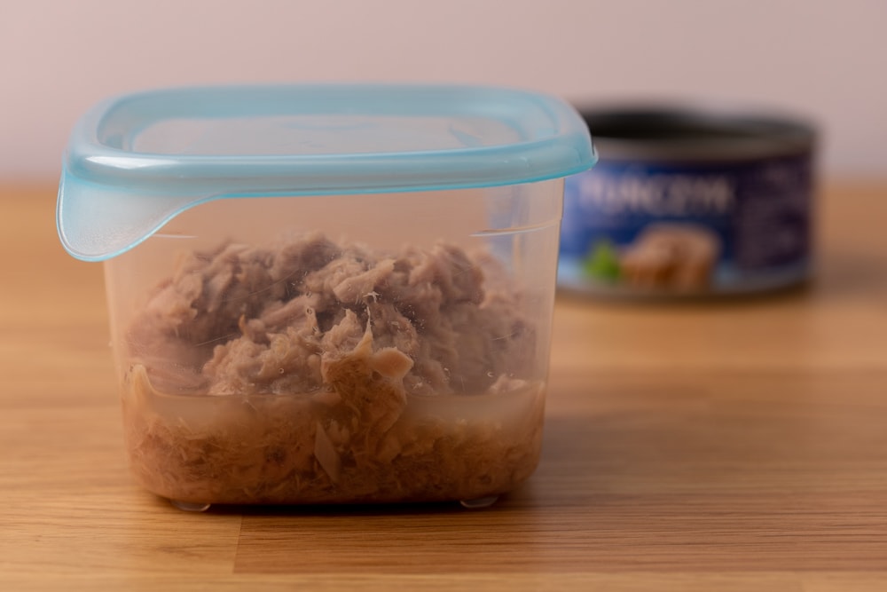 How long can you keep tuna in the fridge?