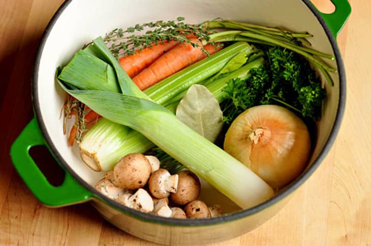 How long can you simmer vegetable stock?