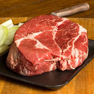 How long do you cook a 3 pound chuck steak?