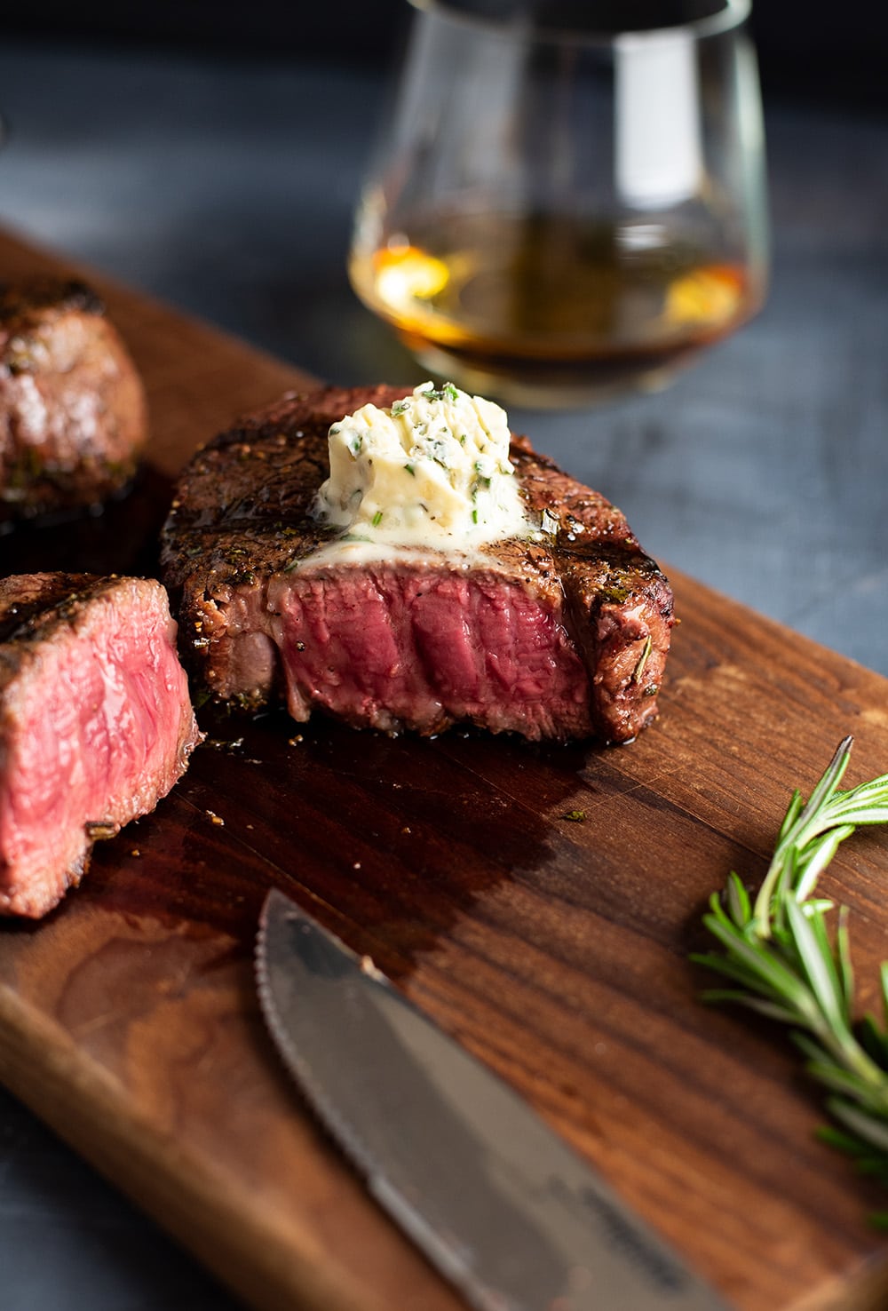 How long do you cook a filet mignon on each side on grill?