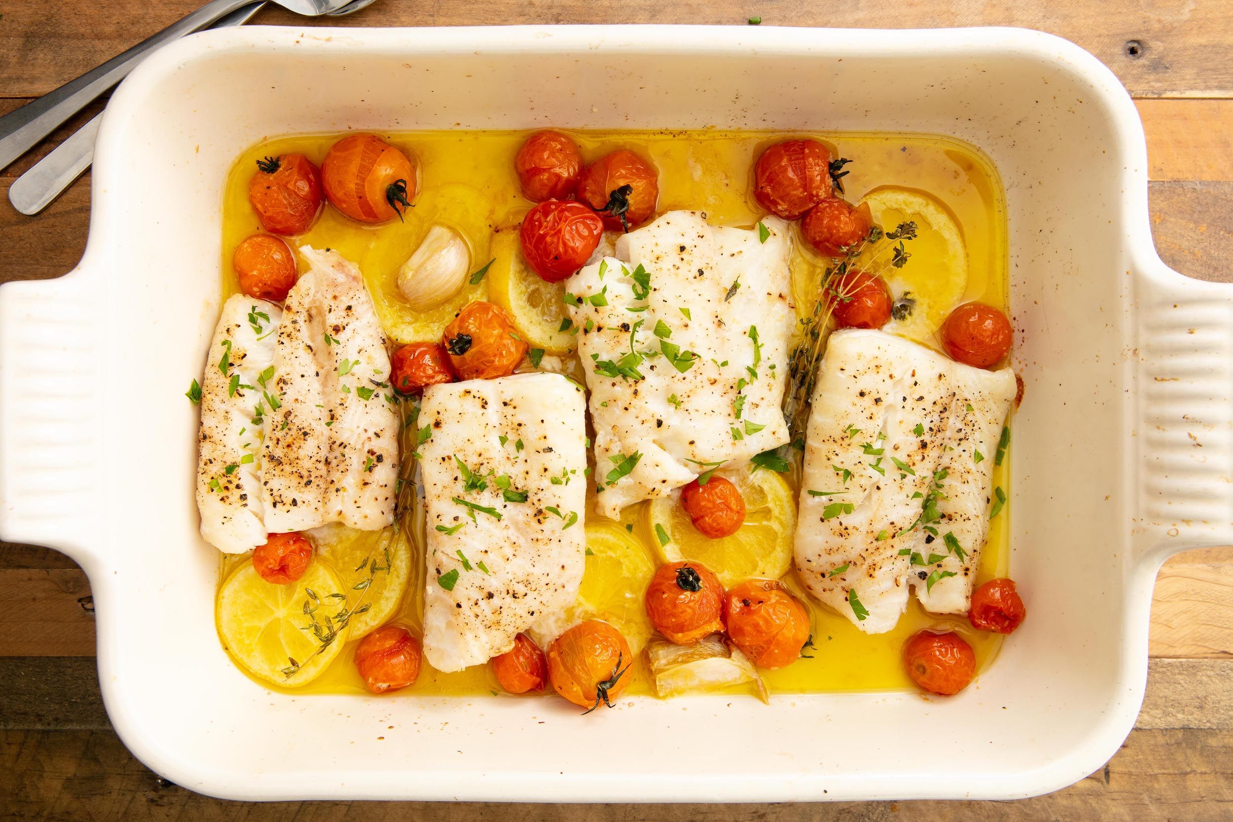 How long do you cook a piece of cod for in the oven?