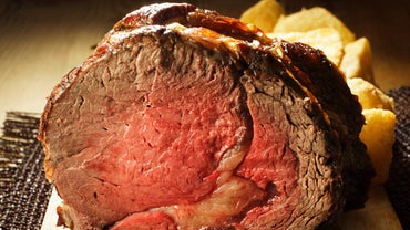How long do you cook a roast at 350 degrees per pound?