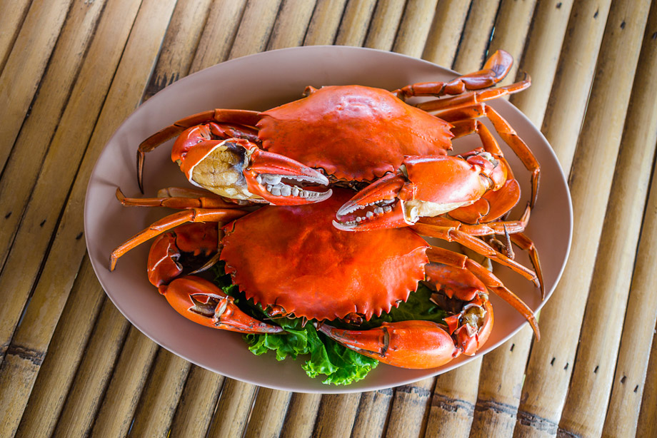 How long do you cook mud crabs in boiling water?