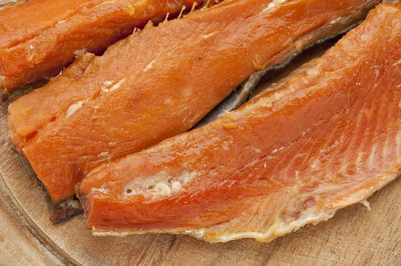 How long do you smoke salmon at 200?