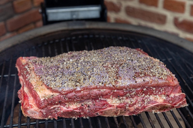 How long does a 14 lb brisket take to cook?