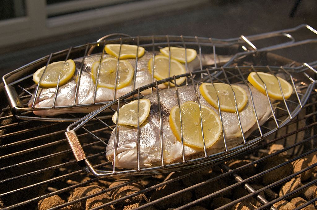 How long does fish take to cook on the BBQ?