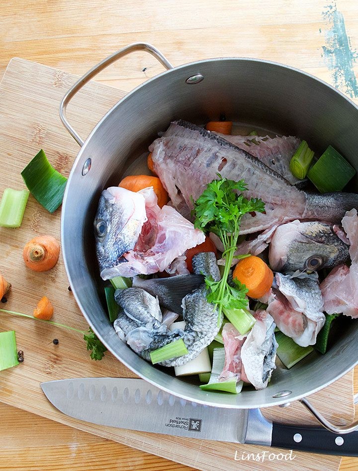 How long does homemade fish stock last in the fridge?