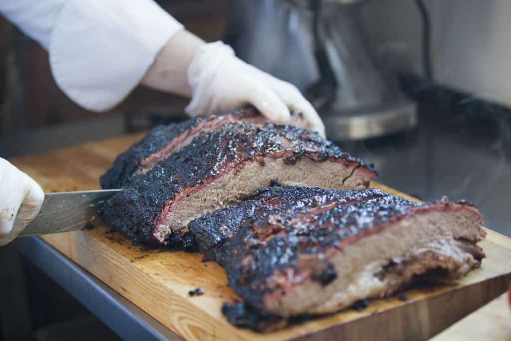 How long does it take brisket to get to 160 degrees?