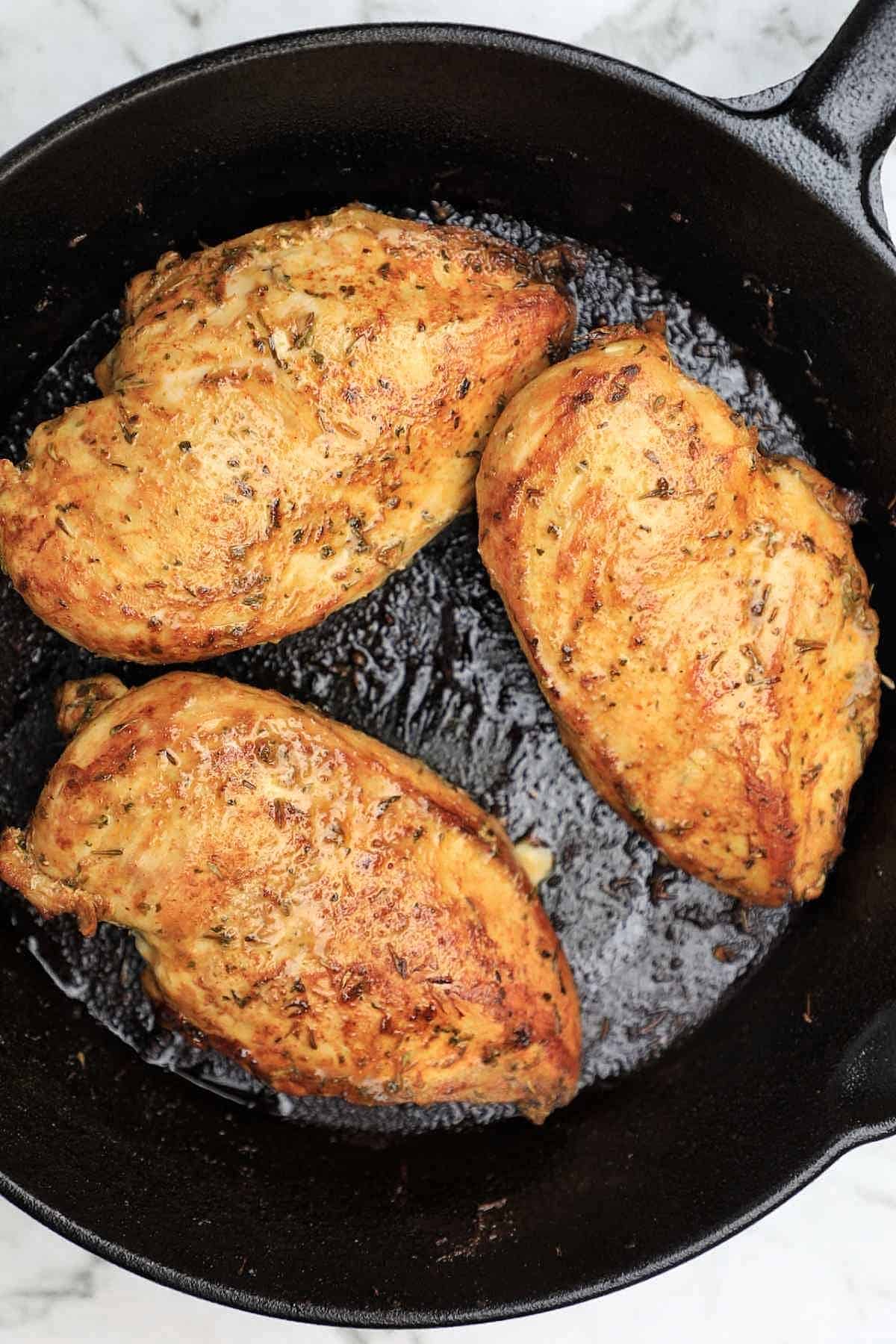 How long does it take chicken breast to fry?