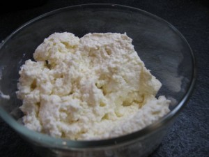 How long does it take for ricotta to curdle?