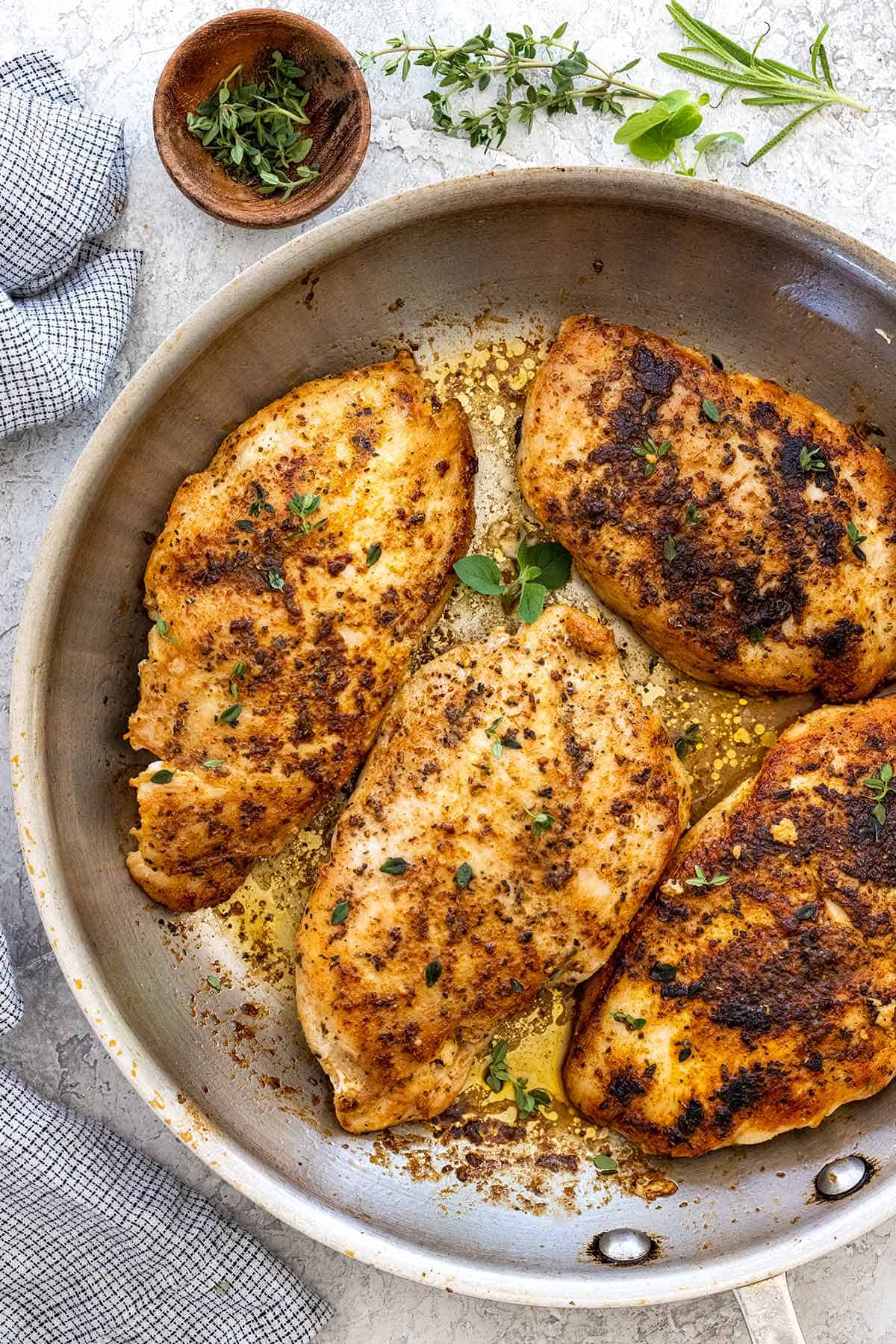 How long does it take for thin chicken breast to cook on the stove?