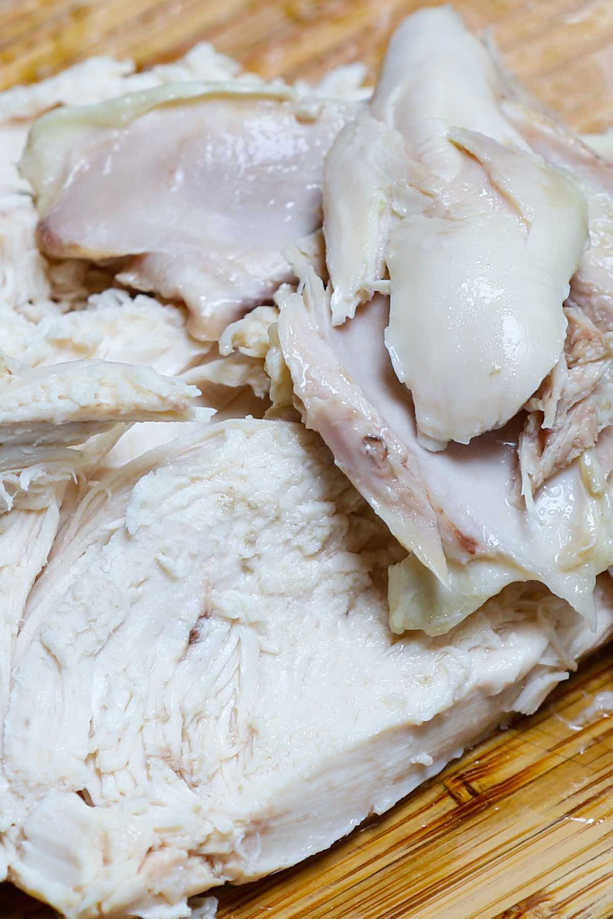 How long does it take to boil chicken fully?