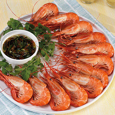How long does it take to boil spot prawns?