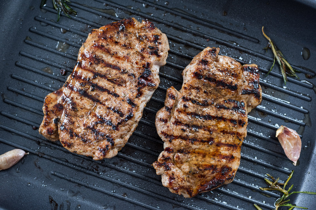How long does it take to cook steak on a grill pan?