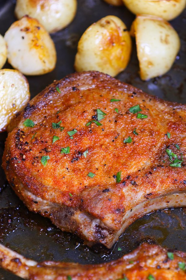 How long does it take to cook thin pork chops in the oven at 375?