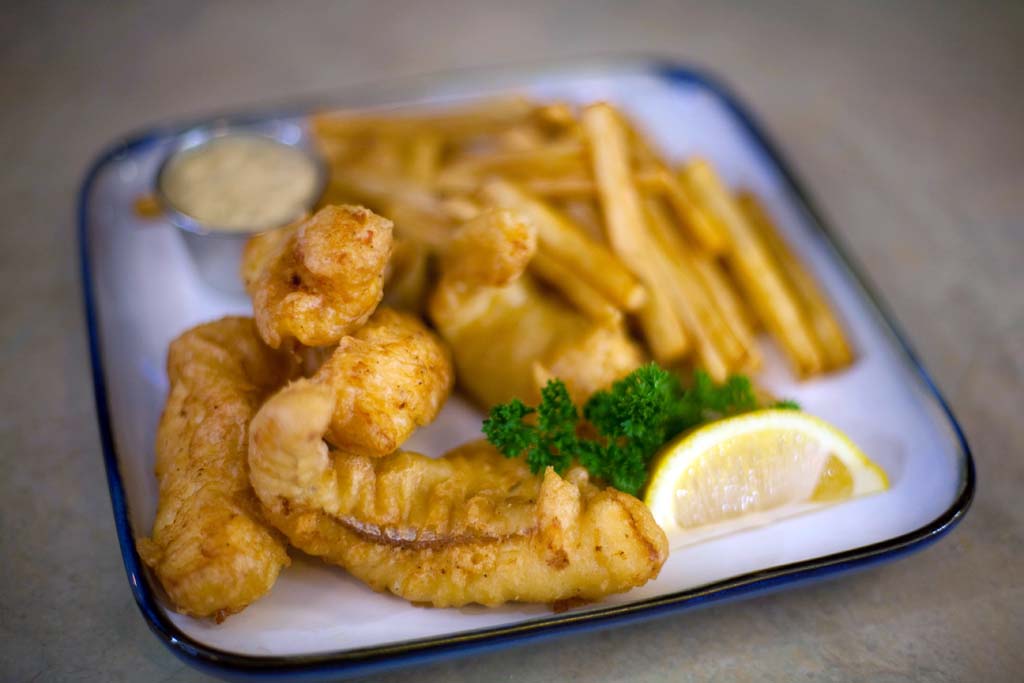 How long does it take to deep fry a piece of cod?