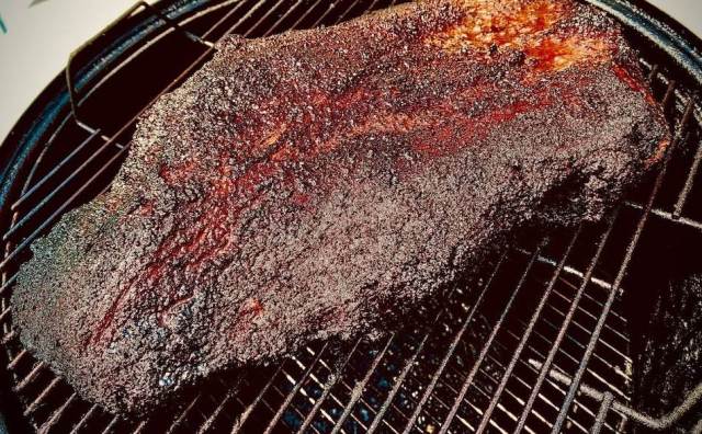 How long does it take to smoke a unwrapped brisket?