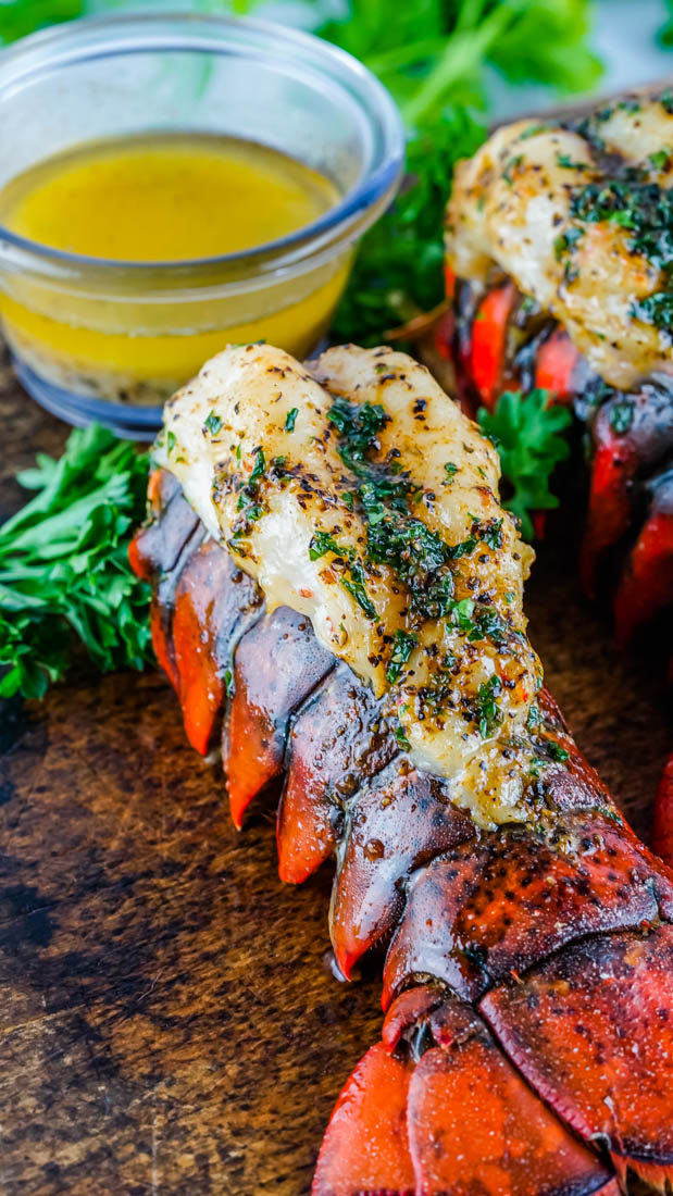 How long does it take to smoke lobster?