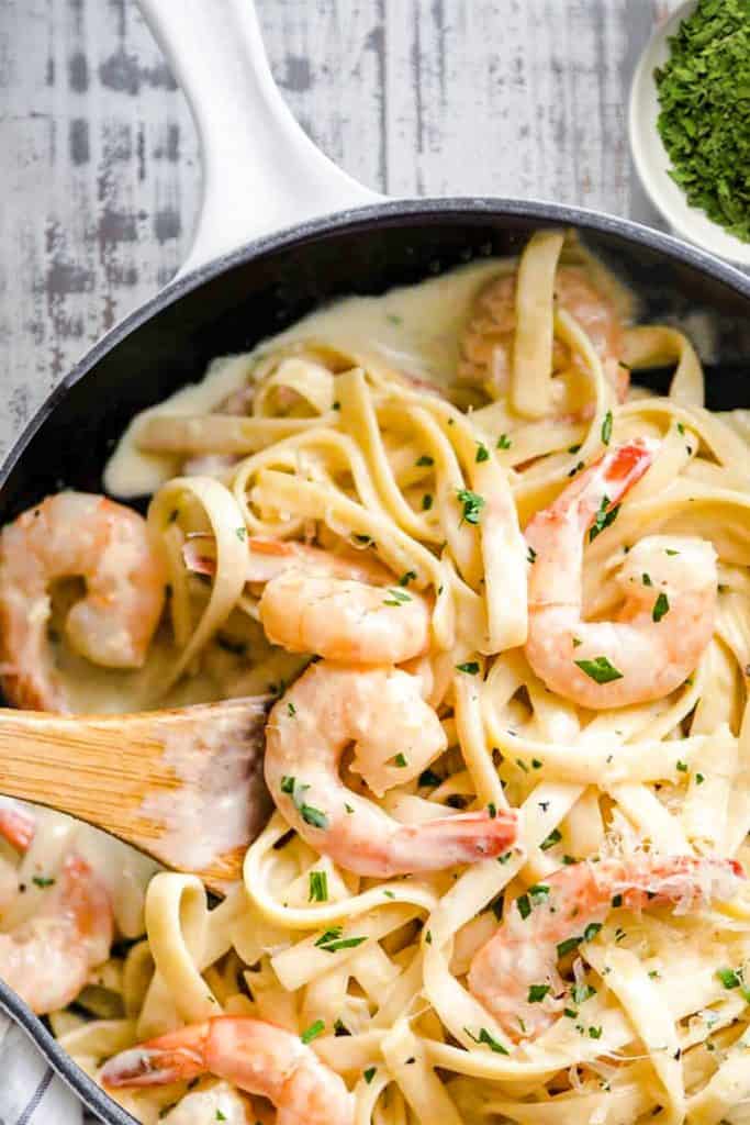 How long does shrimp Alfredo last in the freezer?