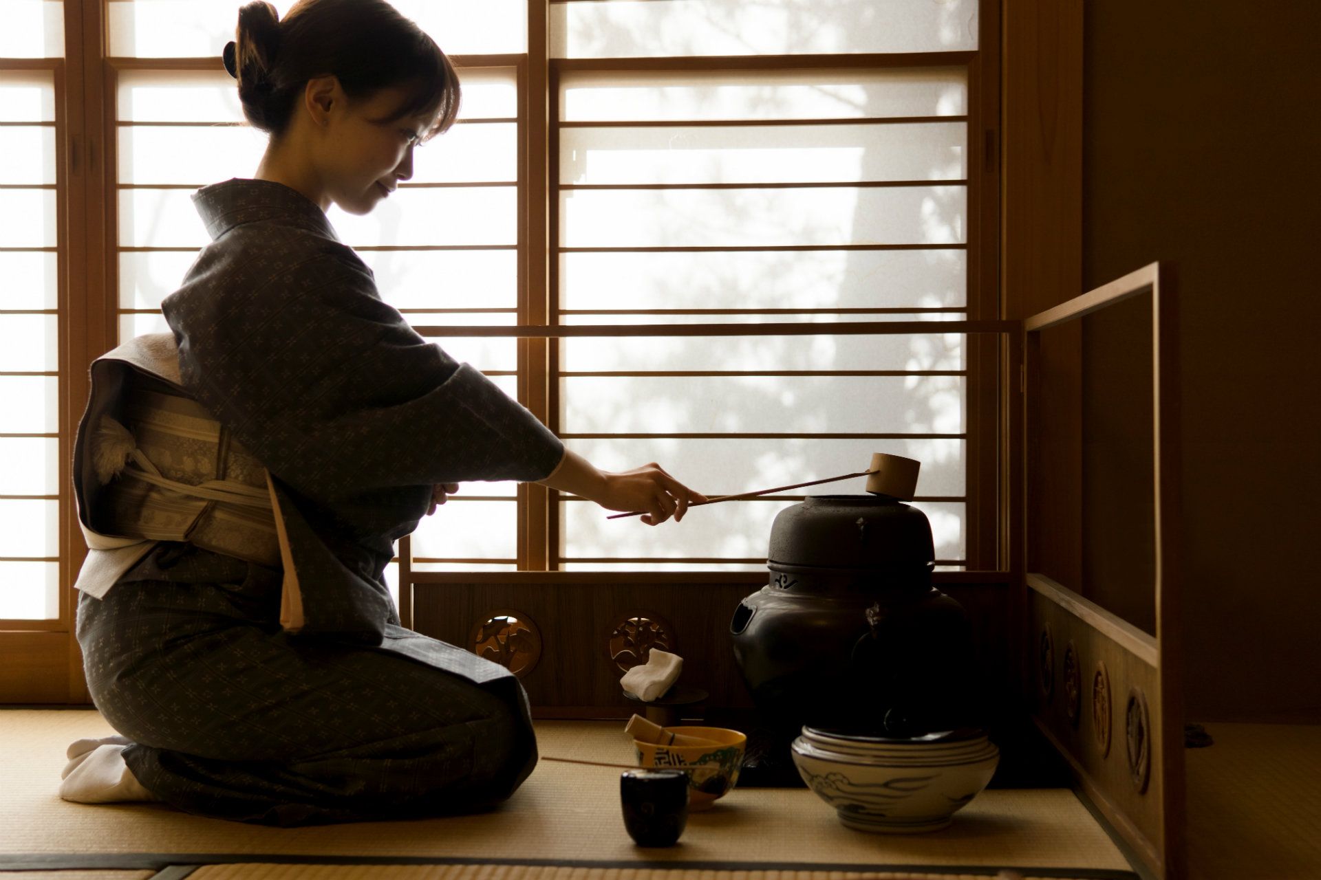 How long does the tea ceremony last?