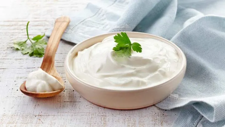 How long does vegan sour cream last after opening?