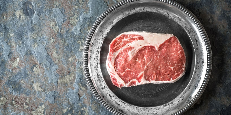 How long should beef be left out before cooking?