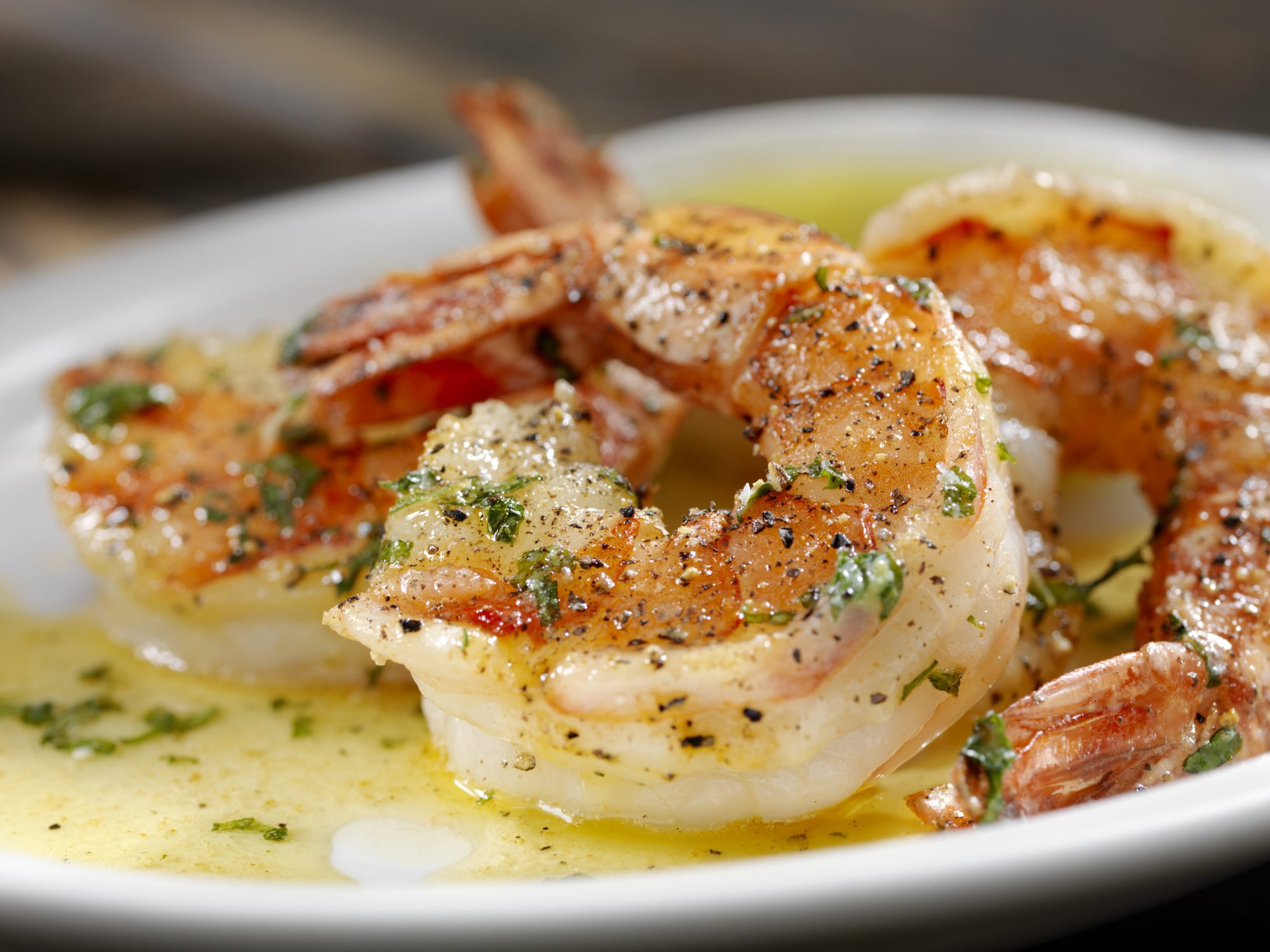 How long should shrimp be microwaved?