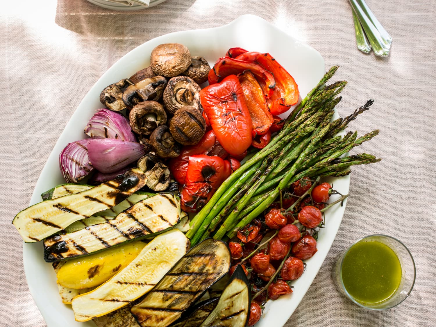 How long should vegetables be on the grill?