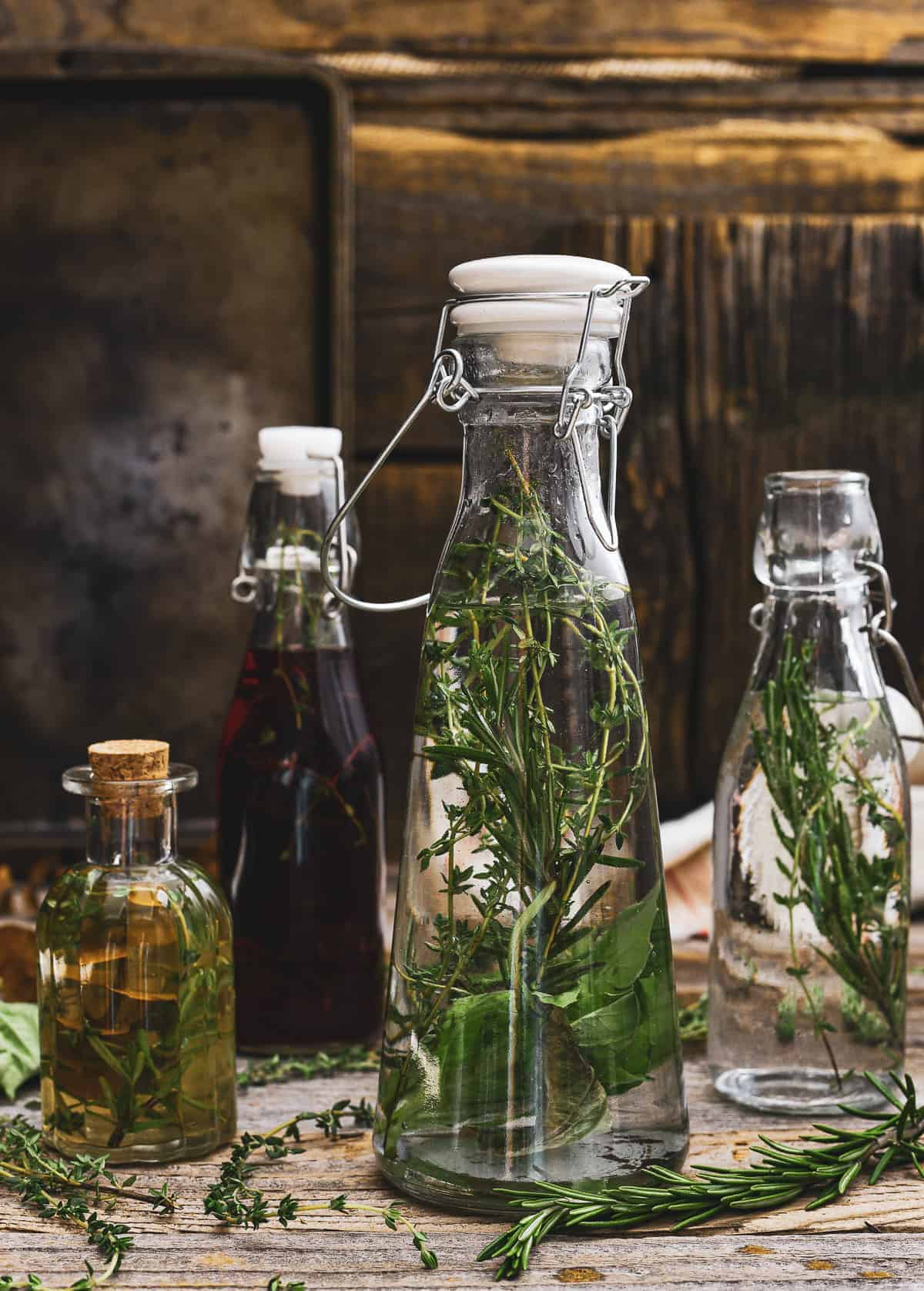How long soak herbs in vinegar?