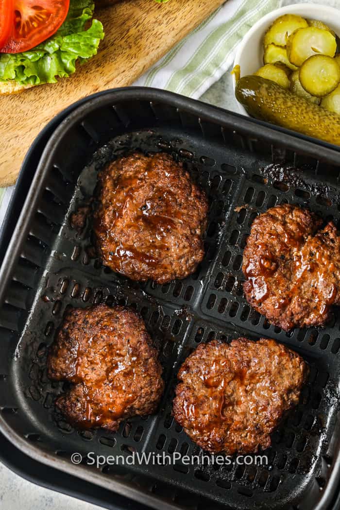 How long to cook burger patties in an air fryer?