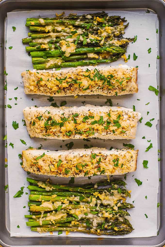 How long to cook halibut and asparagus?