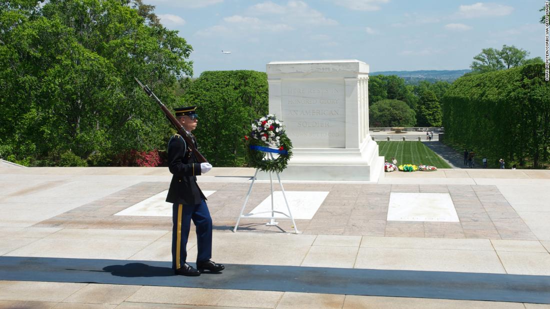 How many bodies are there in the Tomb of the Unknown Soldier?