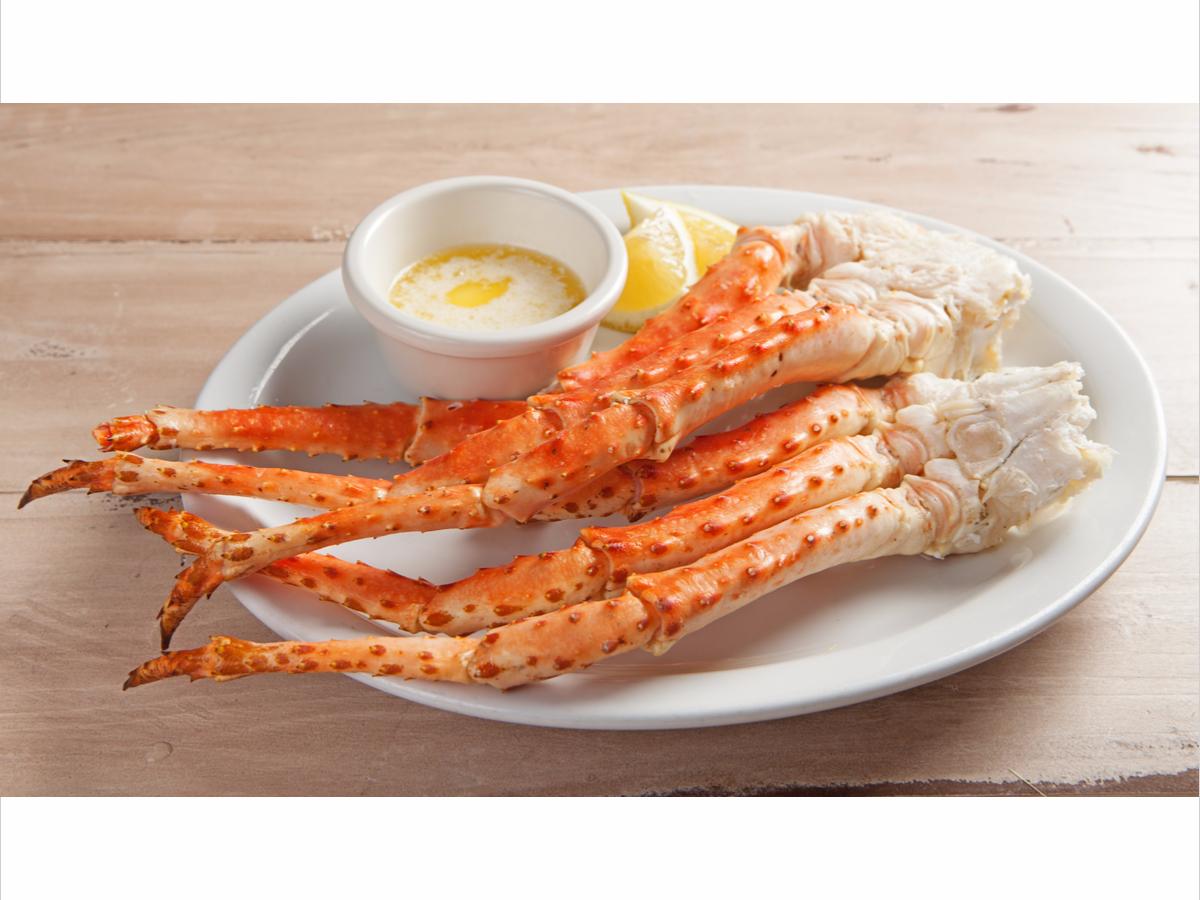 How many calories are in 2 clusters of crab legs?