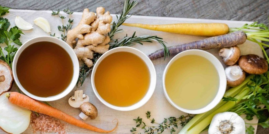 How many calories are in a cup of homemade broth?