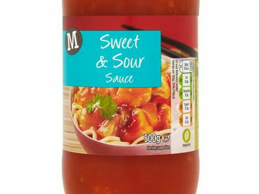 How many calories are in Chinese sweet and sour sauce?