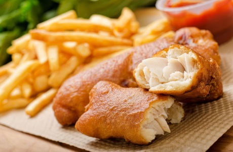 How many carbs are in battered fish from chip shop?