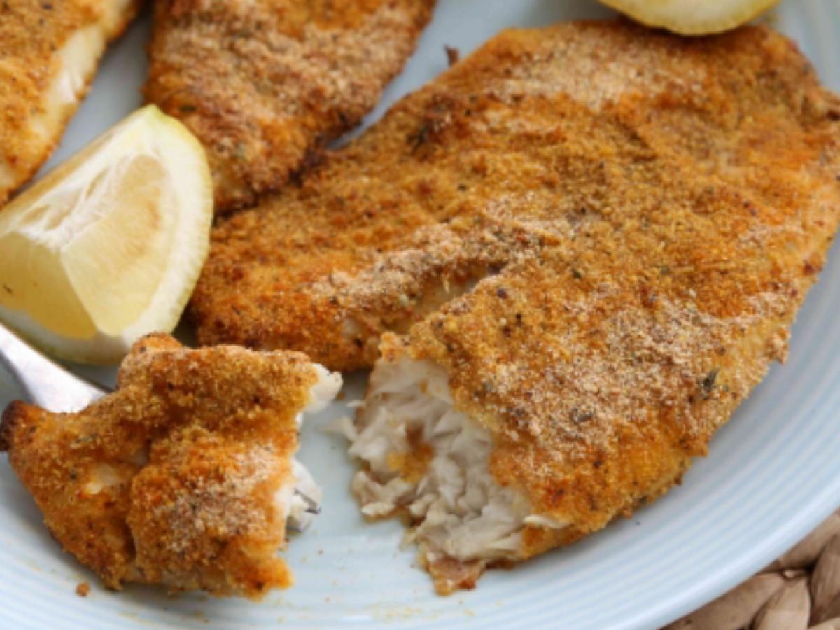 How many carbs are in breaded fried tilapia?