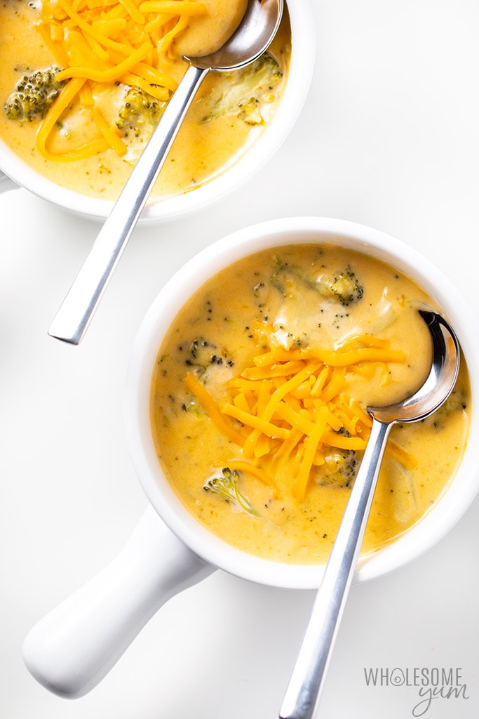 How many carbs are in homemade broccoli soup?