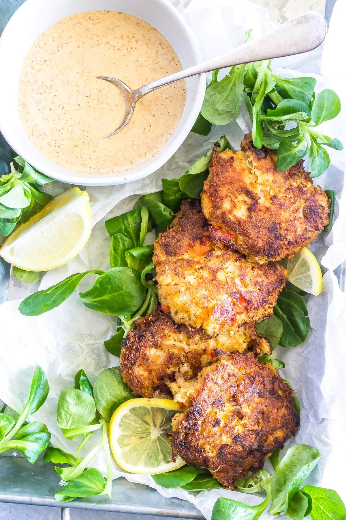 How many carbs are in homemade crab cakes?