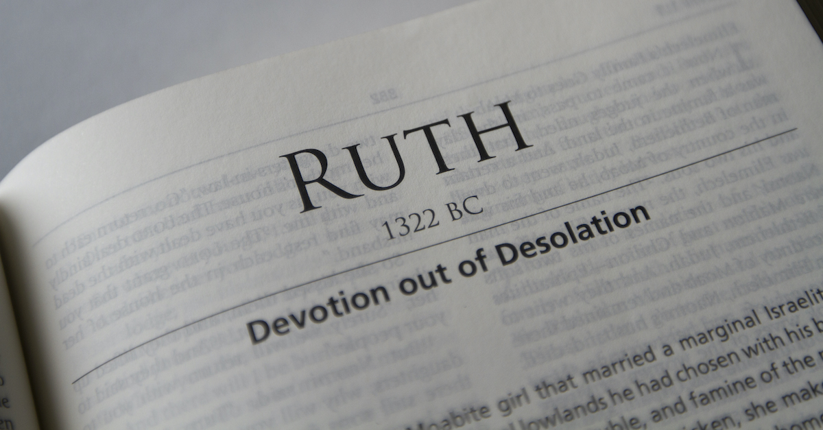 How many chapters is Ruth in the Bible?