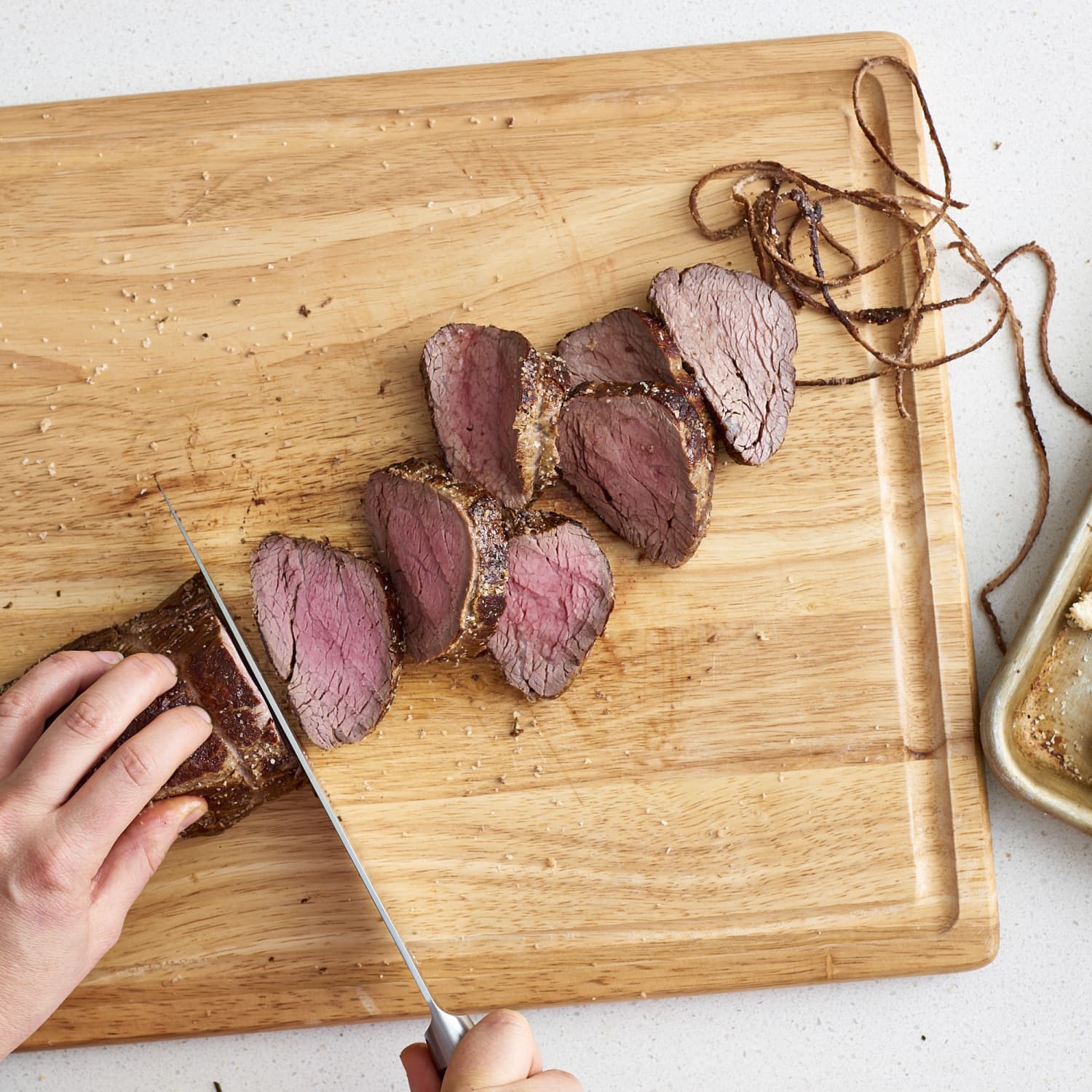 How many does a whole beef tenderloin feed?