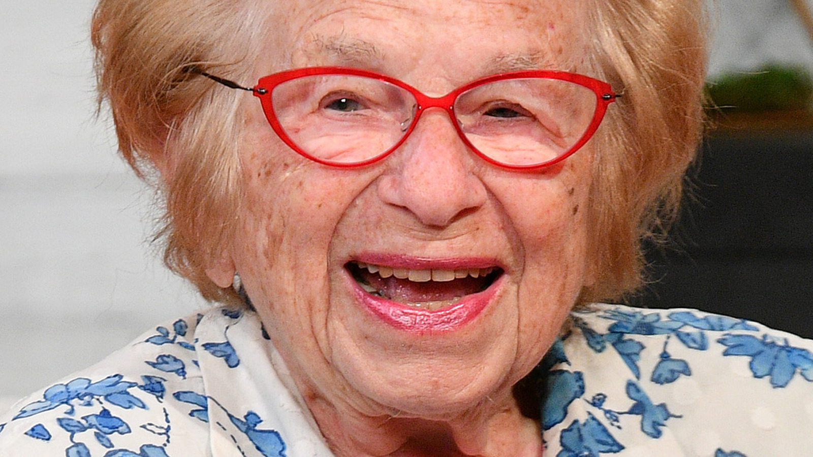 How many grandchildren does Dr Ruth have?