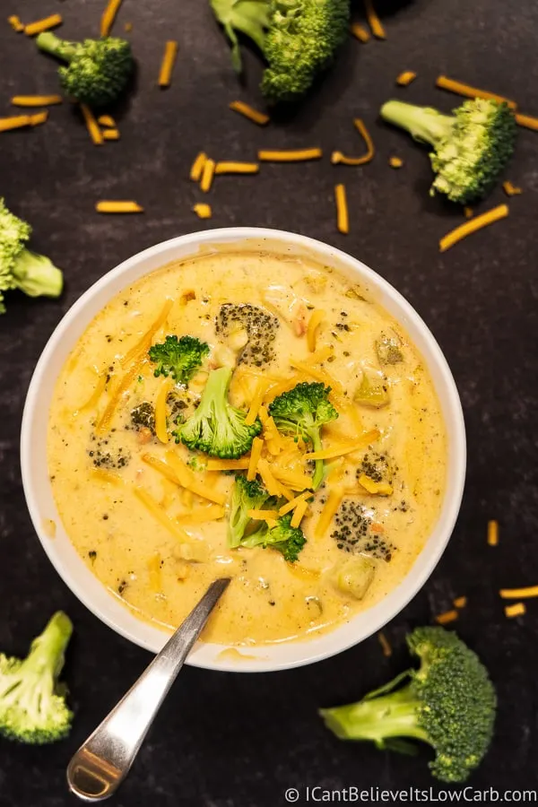 How many net carbs are in broccoli cheddar soup?