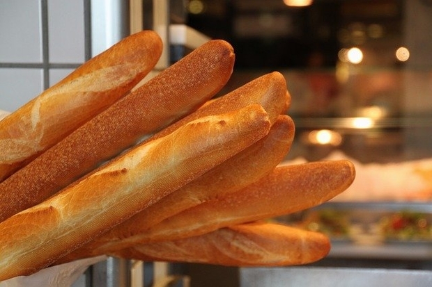 How much does a baguette cost in Paris?