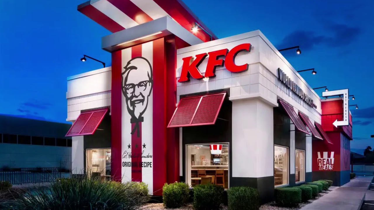 How much does a KFC owner make?