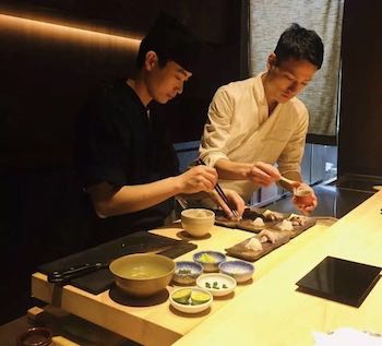 How much does a sushi master make in Japan?