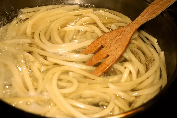 How much does pasta expand while cooking?