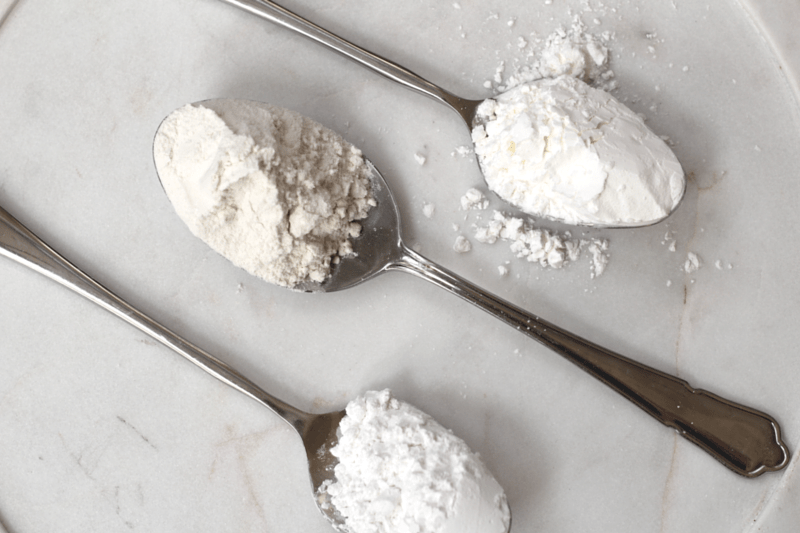 How much flour does it take to thicken 500ml?