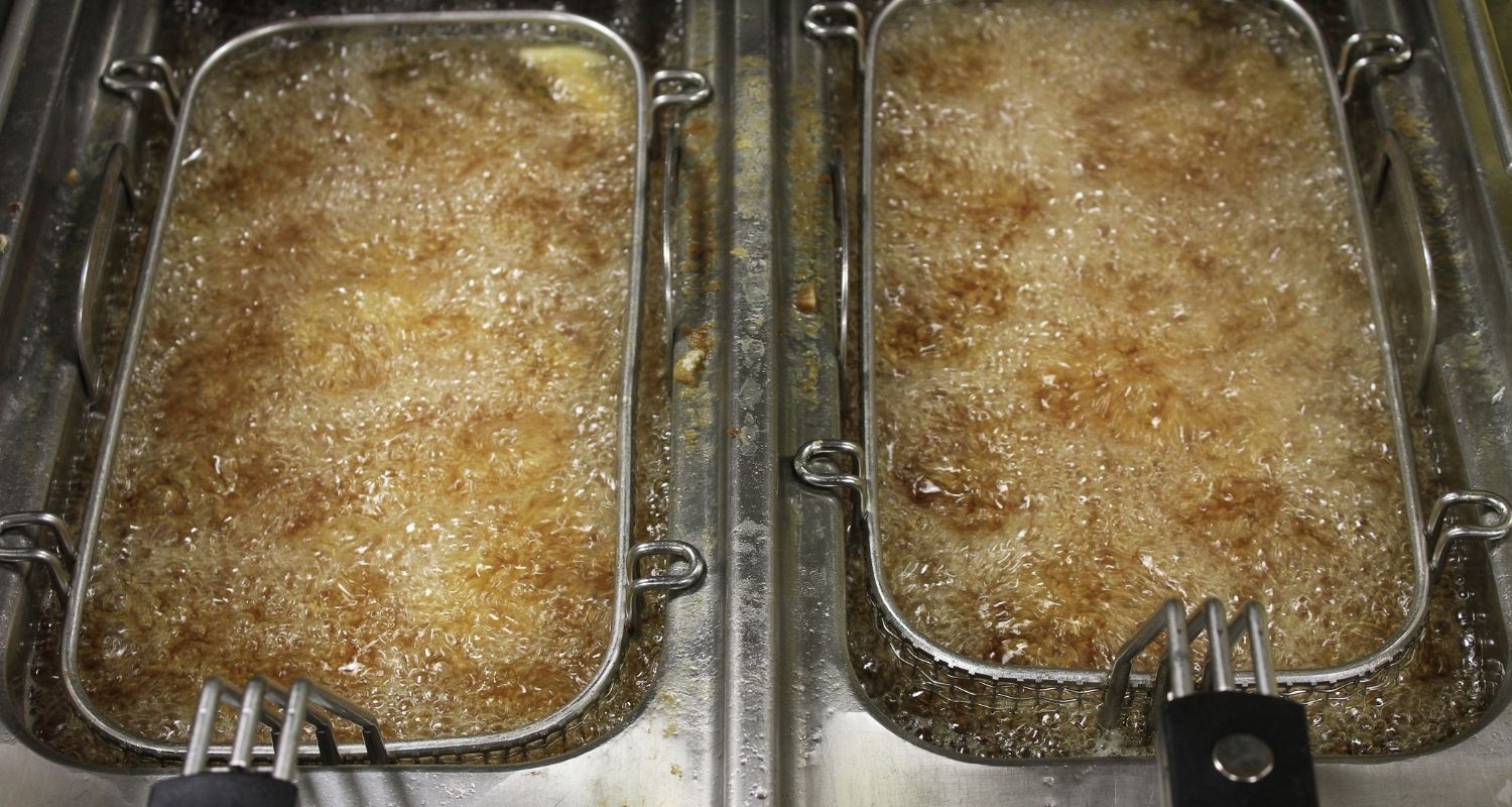 How much oil is actually absorbed when frying?