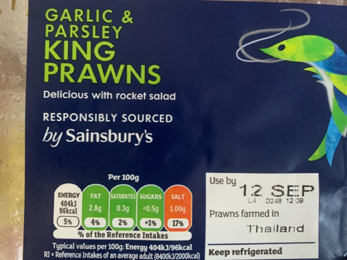 How much saturated fat is in king prawns?